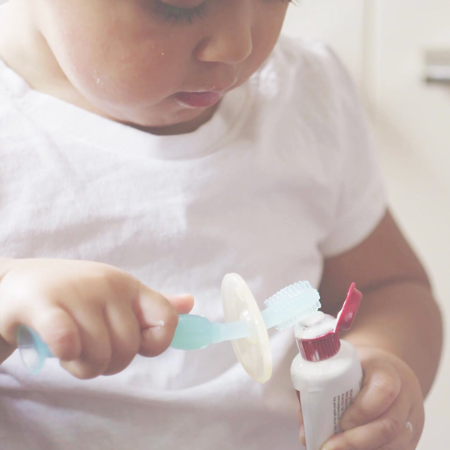 360° Silicone Toothbrush | Eco-Friendly Baby Products | Haakaa